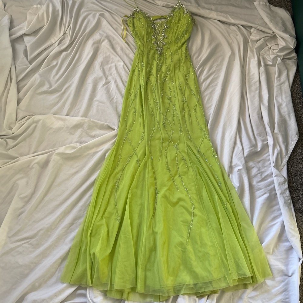 Elegant Lime Green Evening Gown - Gem